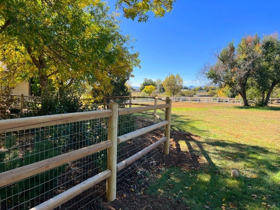 Cedar Fence Pickets & Wholesale Wood Fencing Boards
